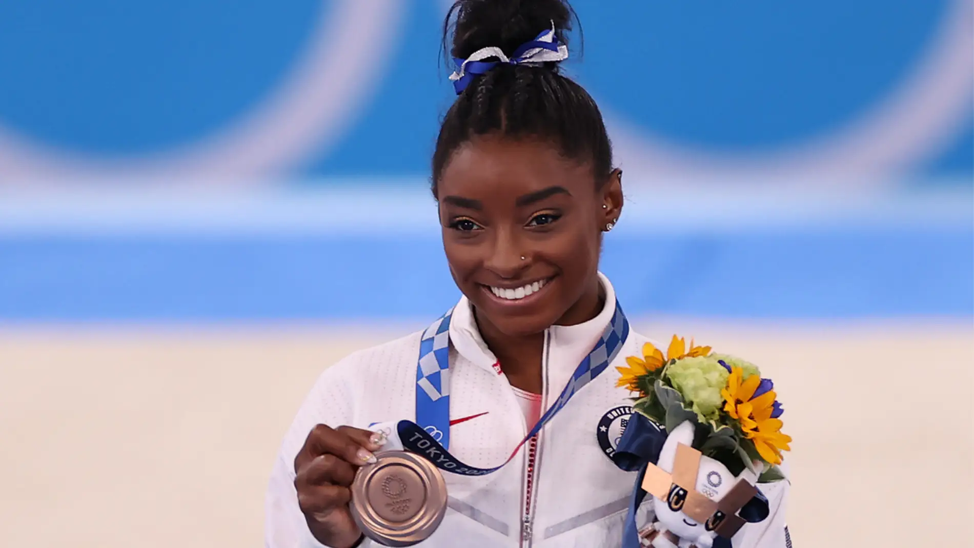 Simone Biles volvió a la competencia y ganó el bronce en la barra de ...